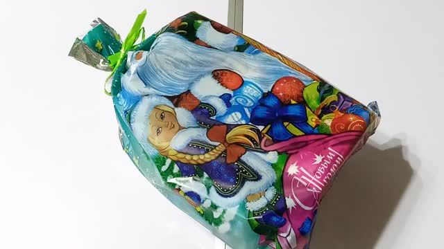 Открываем подароки на Новый Год-2025 №13. Opening gifts for the New Year 2025 №13.