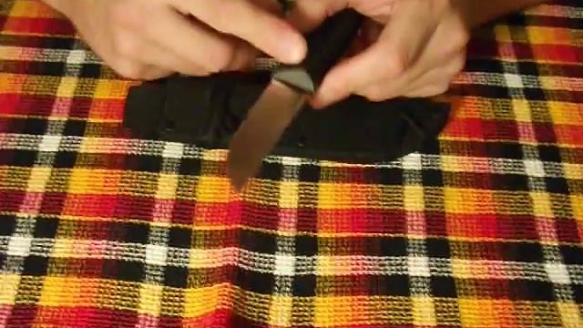 Нож Cold Steel Finn Bear. Нож который можно поставить.