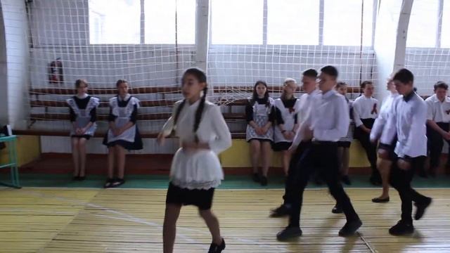 Смотр песни и строя 2021 7А