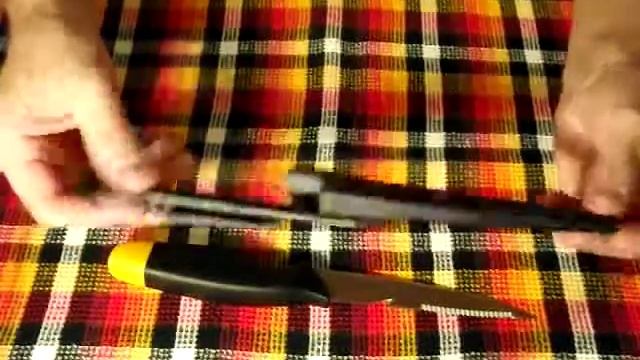Копеечный, китайский , плавающий ножик из Ашана