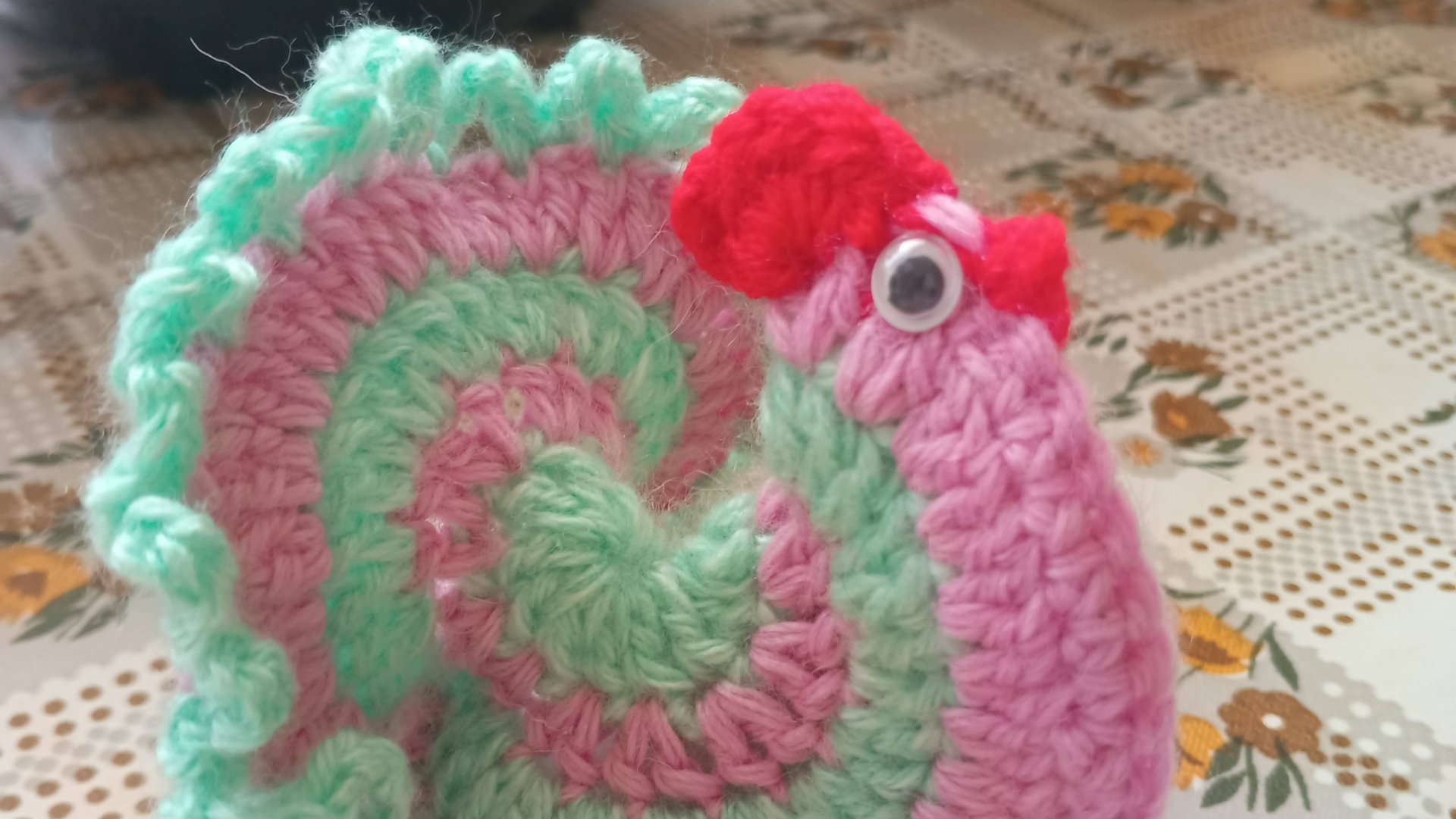 Пасхальная курочка на яйцо Часть 3