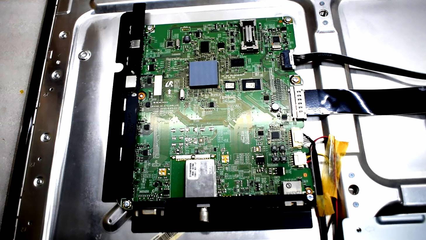 Ремонт телевизора SAMSUNG UE37D5500RW