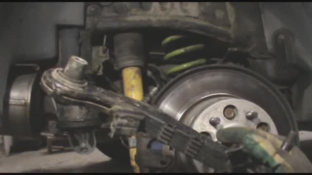 Замена заднего рычага (бумеранг) BMW X5 e53