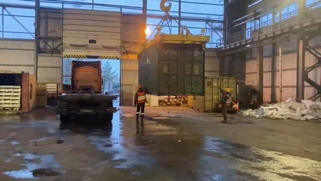 МЕТАЛЛСЕРВИС- Москва (Электроугли). Выгрузка контейнеров