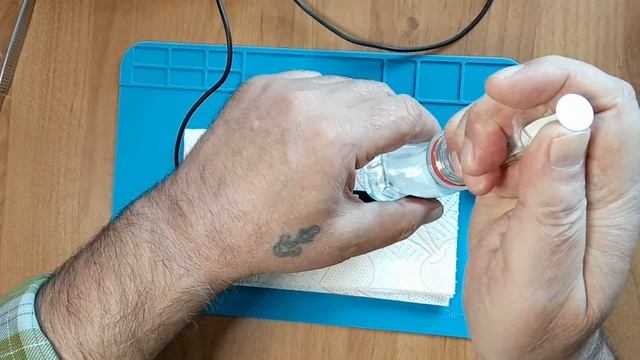 Как разобрать корпус внешнего блока питания.
