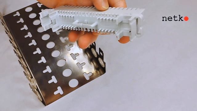 55783 Плинт LSA Profil неразмыкаемый, ABS, 10 пар, медные контакты, универсальный, нумерация (0-9)