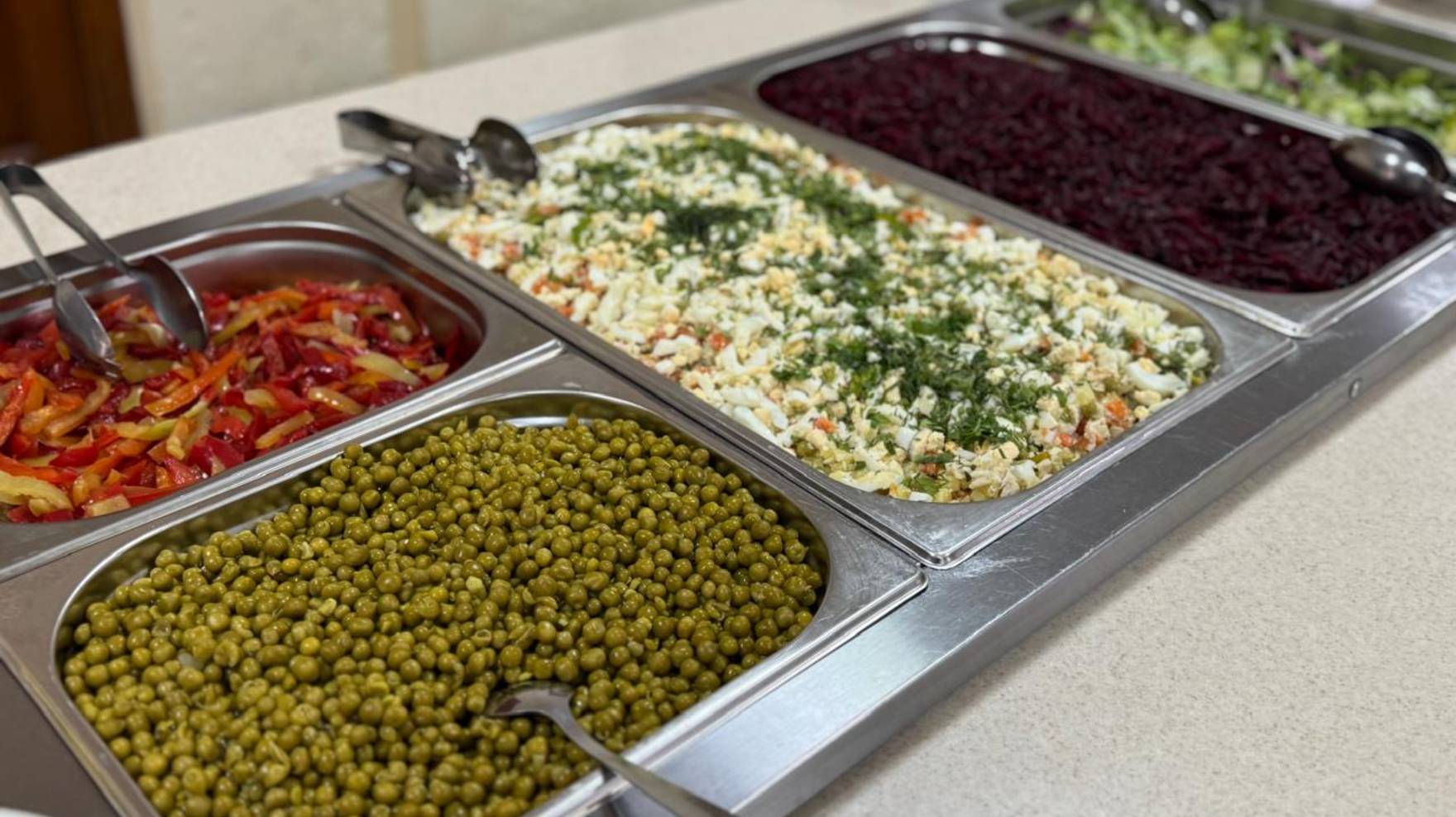 Салат бар и горячее санаторий Ленина