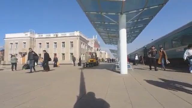 Подглядываю за монголами на ЖД-вокзале Улан-Батора в Монголии | Железная дорога