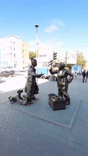 Нейросеть - памятники в движении ч.1