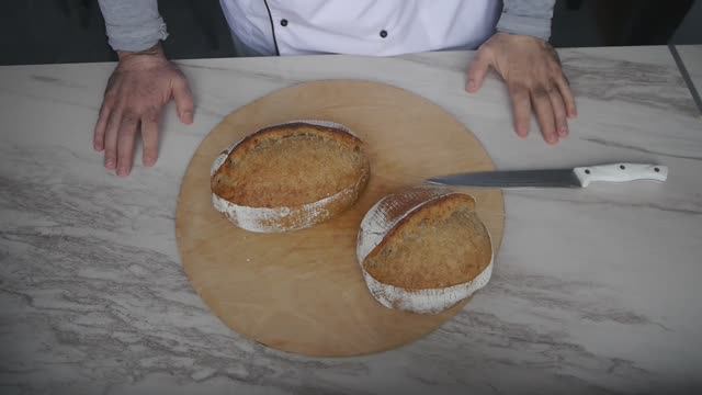 Тартин на закваске. Из цельнозерновой пшеничной муки тонкого помола.