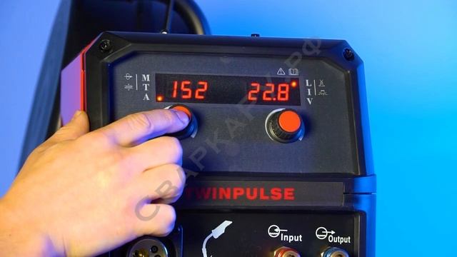 Полуавтомат для MIG:MAG сварки  ЕВМ TWINPULSE 500 DW Обзор