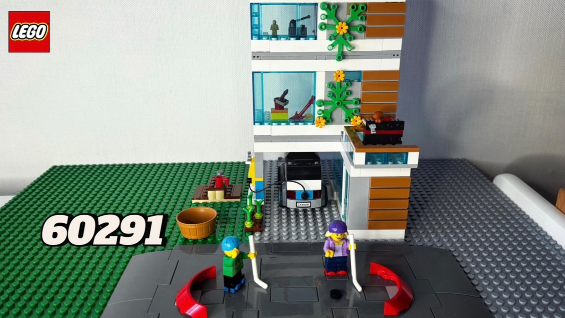 LEGO Семейный дом 🏠 с электрокаром 🚙 (набор 60291)
