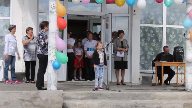 Песня "Обнимака-целовака" - Вика Киденко