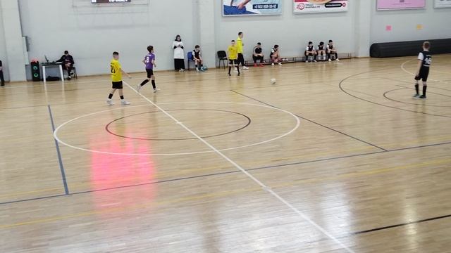 Мини-футбол. Матч Стрежевой 2011 - СШОР Самотлор 12-1 (Нижневартовск)