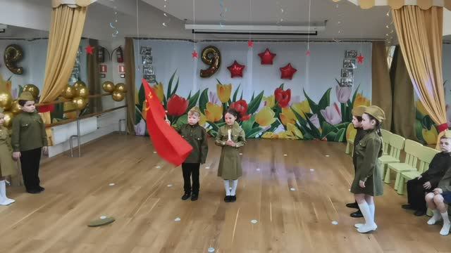 Инсценировка военной песни "Огонек"