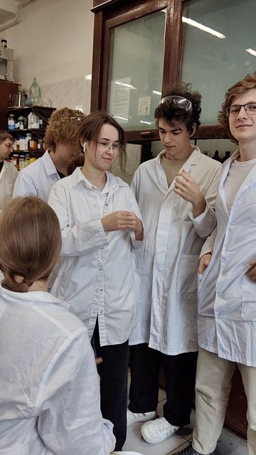 танцы химиков