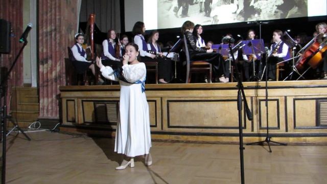 23. "Казанские вечера" ("Казан кичләре"). Музыка Сары Садыковой, слова Хасана Туфана