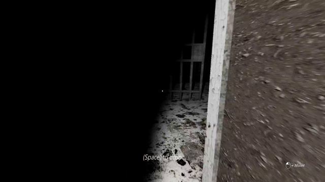 Прошёл игру на хард. Granny , но анжела ходит по дому