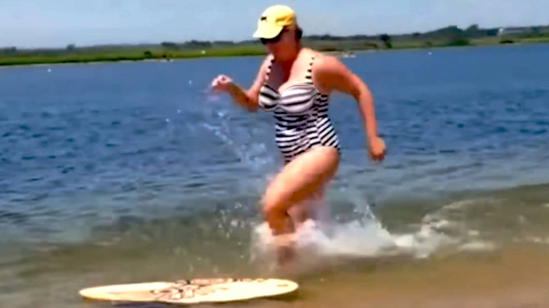 ЗАРЯДИСЬ ПОЗИТИВОМ: СМЕШНЫЕ ВИДЕО, КОТОРЫЕ ПОВЕРГНУТ В ШОК!