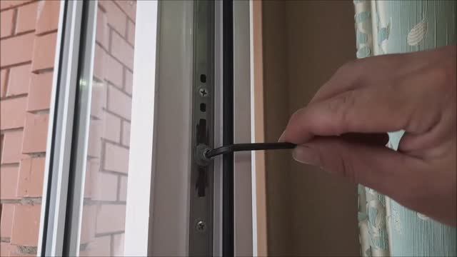 Как утеплить пластиковые окна