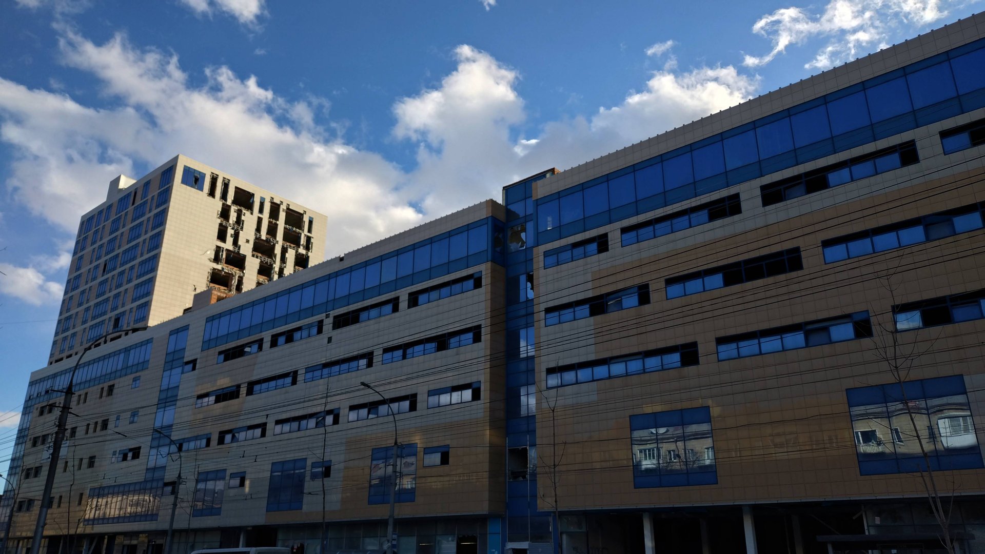 Сталк: Недостроенный ТОЦ «Подсолнух» (2025)