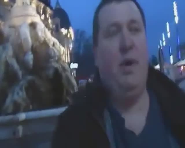 Александр Сергеевич Ермаков. Живая Поэзия у Фонтана 3х Граций-2.