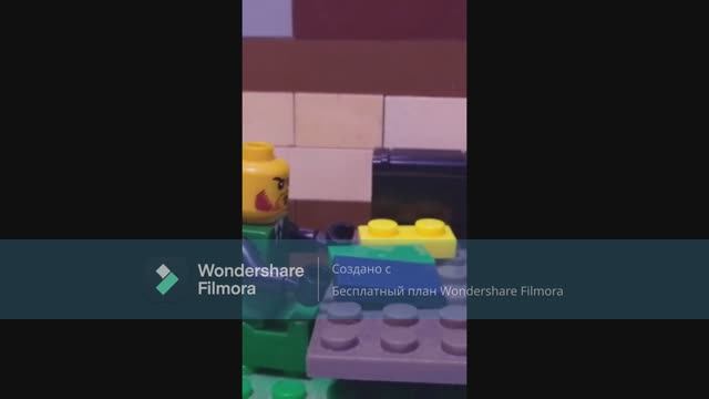 Жека как учетиля играют с телефонами #