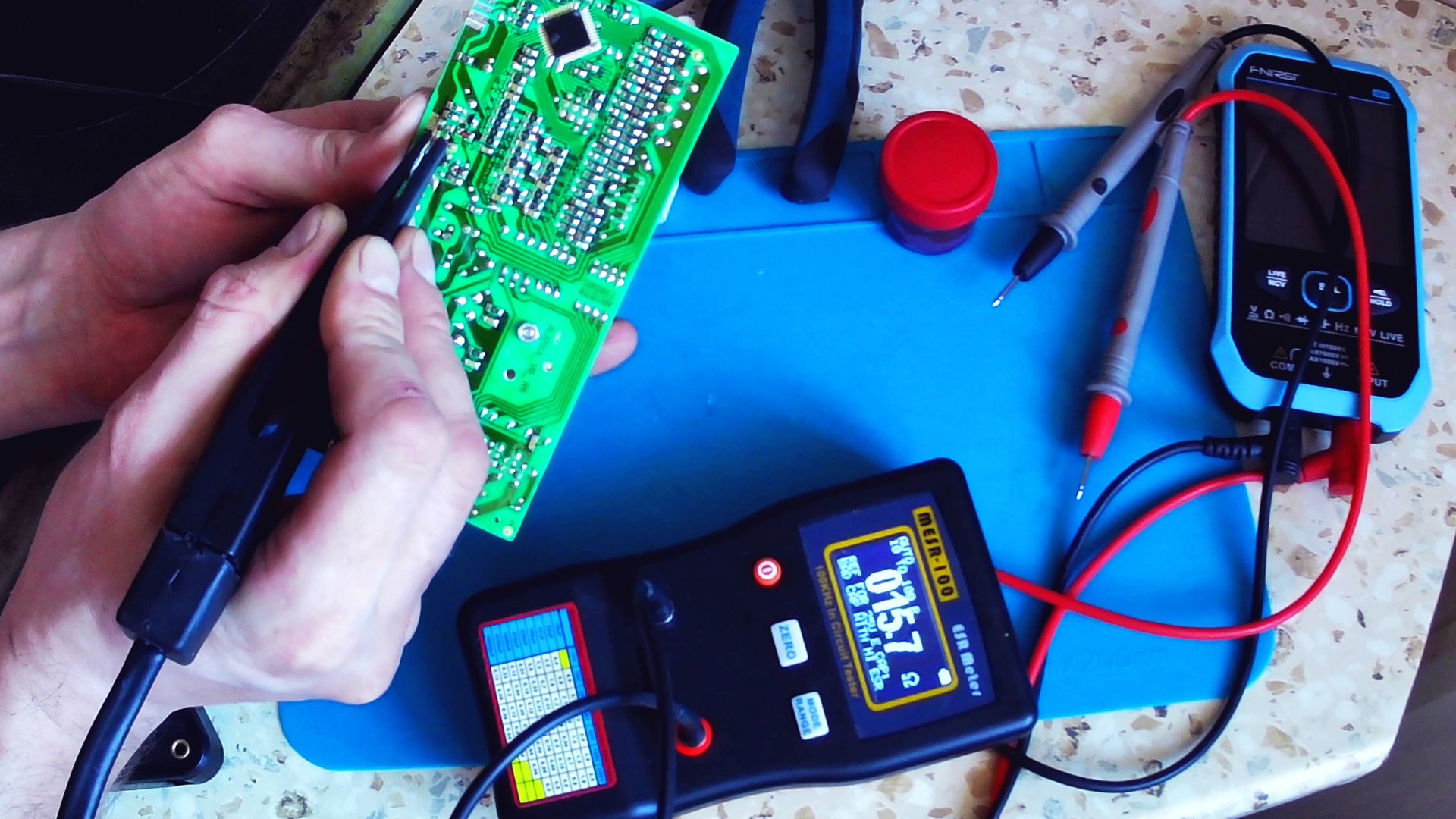 Ремонт электронного модуля холодильника Beko