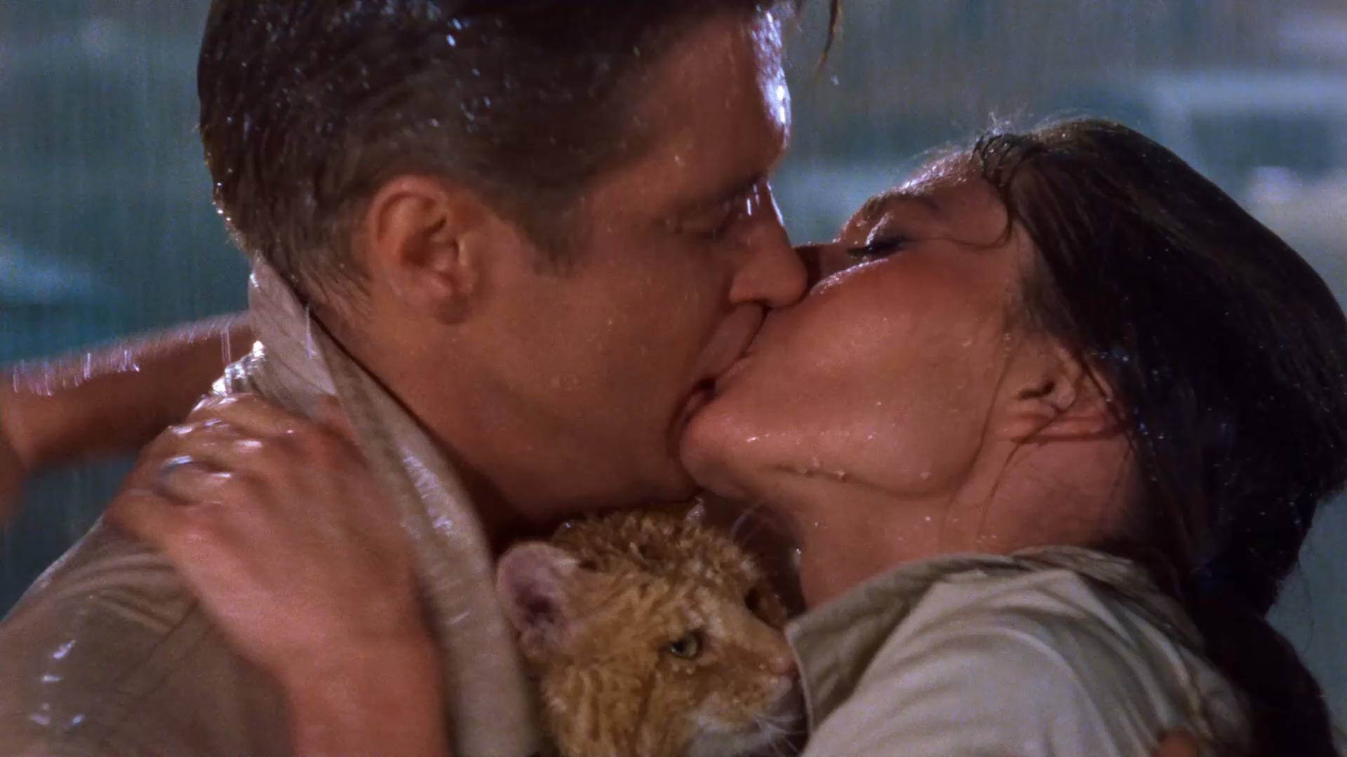 Повернись! (Turn around). Видеоклип от SAFа