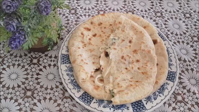 ЛЕПЕШКИ на ВОДЕ с зеленью и сыром на сковороде. К ЧАЮ, НА ПЕРЕКУС, В ДОРОГУ быстро и вкусно