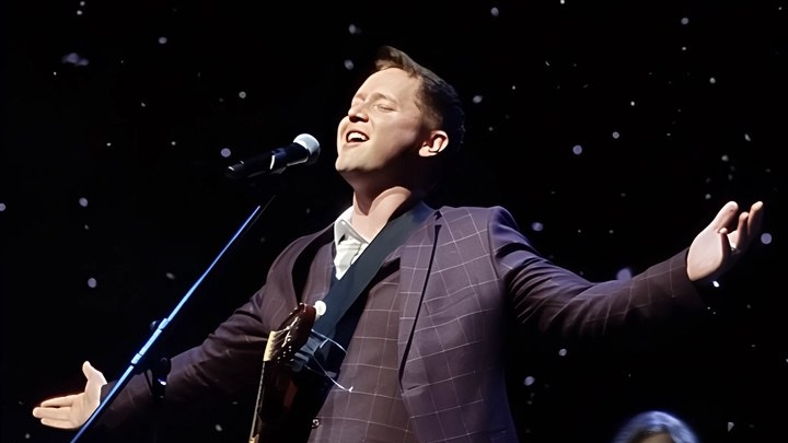 САМОЛЁТЫ ✈️✈️ Александр Волкодав  #хит #авторскаяпесня  #александрволкодав #градскийхолл  #концерт