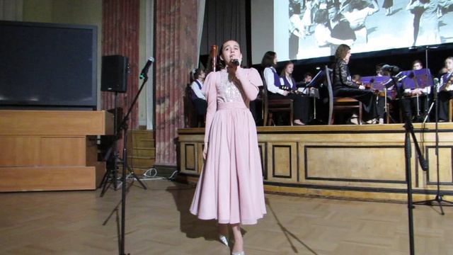 24. "Довоенный вальс". Музыка Павла Аедоницкого, слова Феликса Лаубе