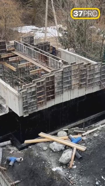 Финишная отделка перед кровлей – шлифуем стены, заливаем бассейн!