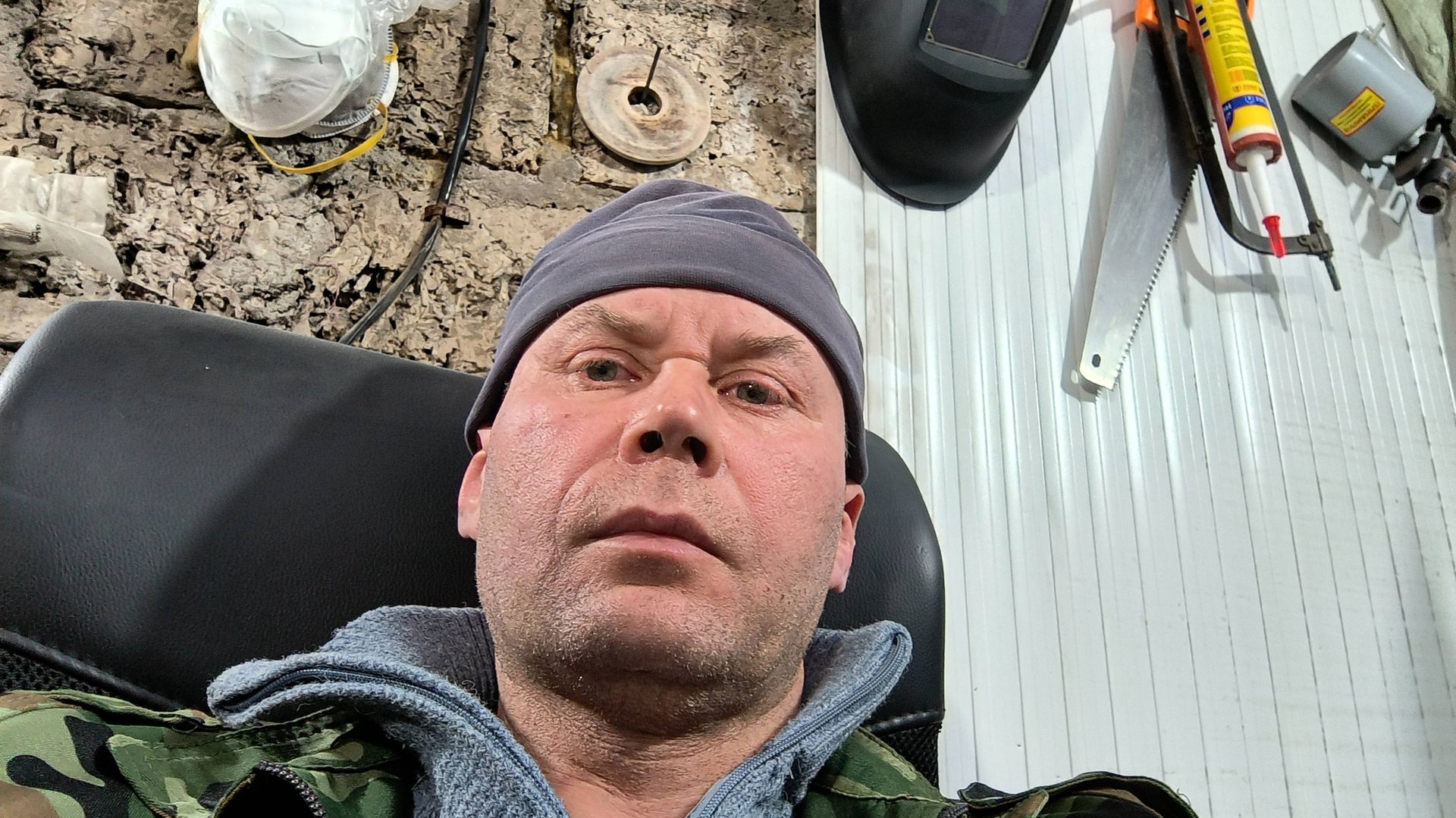 врезки в трубу газо электросваркой