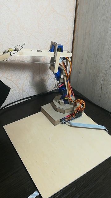 Юмор. Добби свободен.