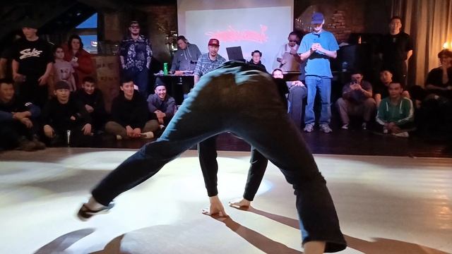 BREAKING POWERMOVE BATTLE #3