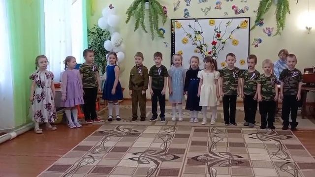 "Весенняя полечка", Исполняют: Старшая группа "Капельки", 6 лет