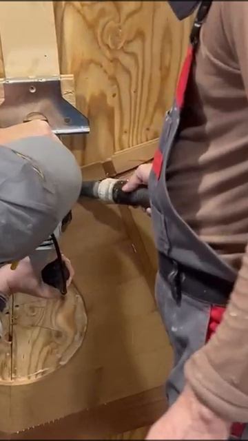 Художественный паркет на стене #паркет #паркетчик #отделка #Екатеринбург