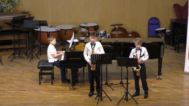 Ансамбль саксофонистов Колмаков Петр, Никитенко Мирон, Барнс Кристиан Майкл