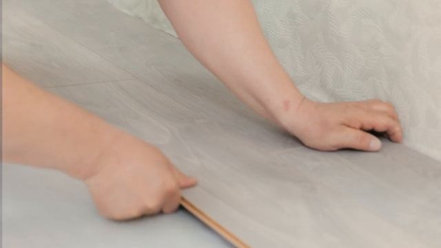 Видео-инструкция по укладке ламината Tarkett