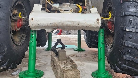 страховочные стойки для автомобиля и квадроцикла