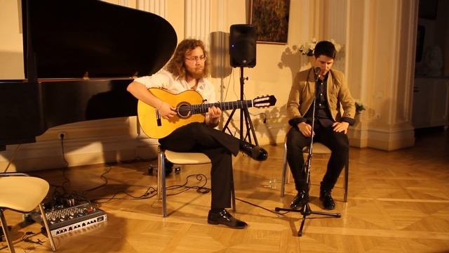 Alberto Funes con la guitarra de Alexey Starodubtsev - Solea