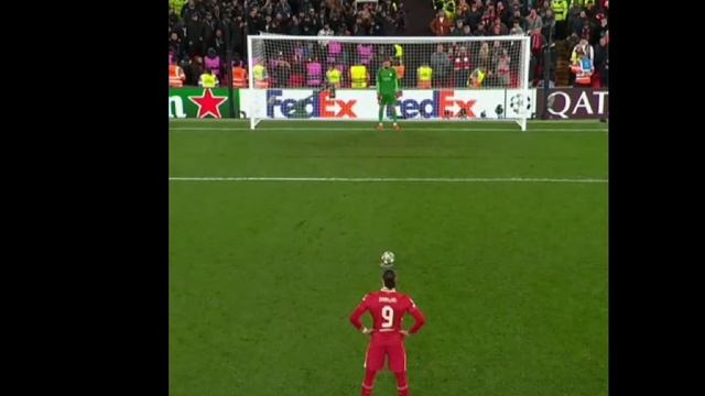 клип:бесконечная серия пенальти