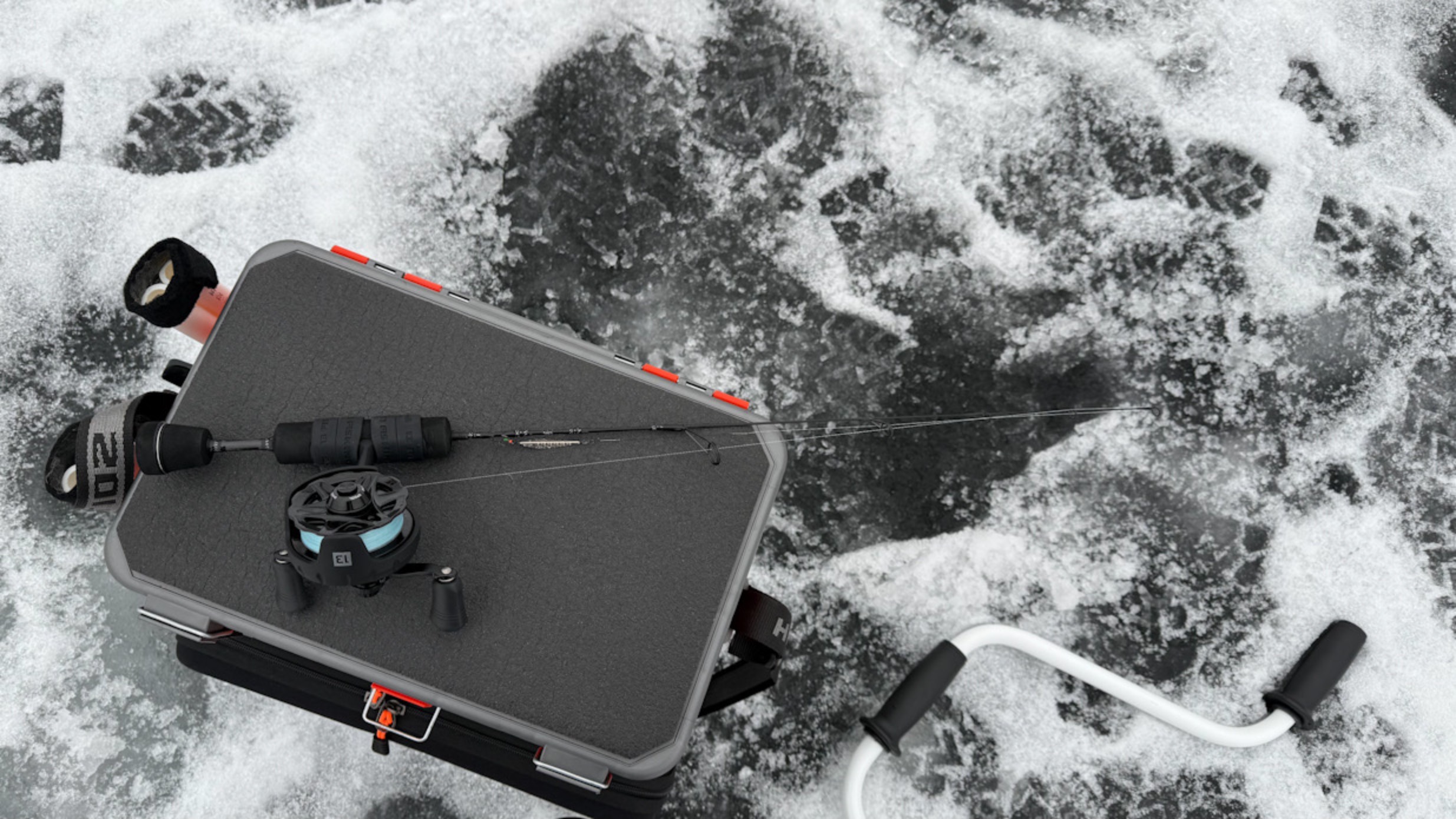 Зимняя рыбалка. Ловля на блесну. Новая удочка.