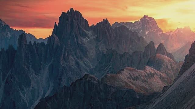 "Душа моя повержена в прах; оживи меня по слову Твоему" (Пс.118:25)