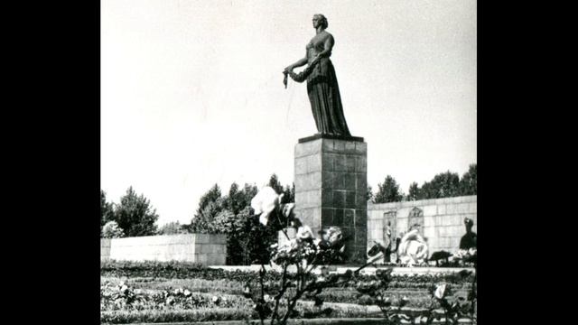 «Слово ко Дню Победы». Актёр Московского Нового театра, заслуженный артист России Александр Курский