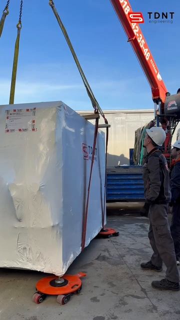 Отправка линии розлива из Краснодара.