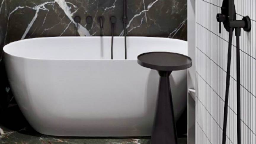 Как сделать отдельно стоящую ванную в квартире?