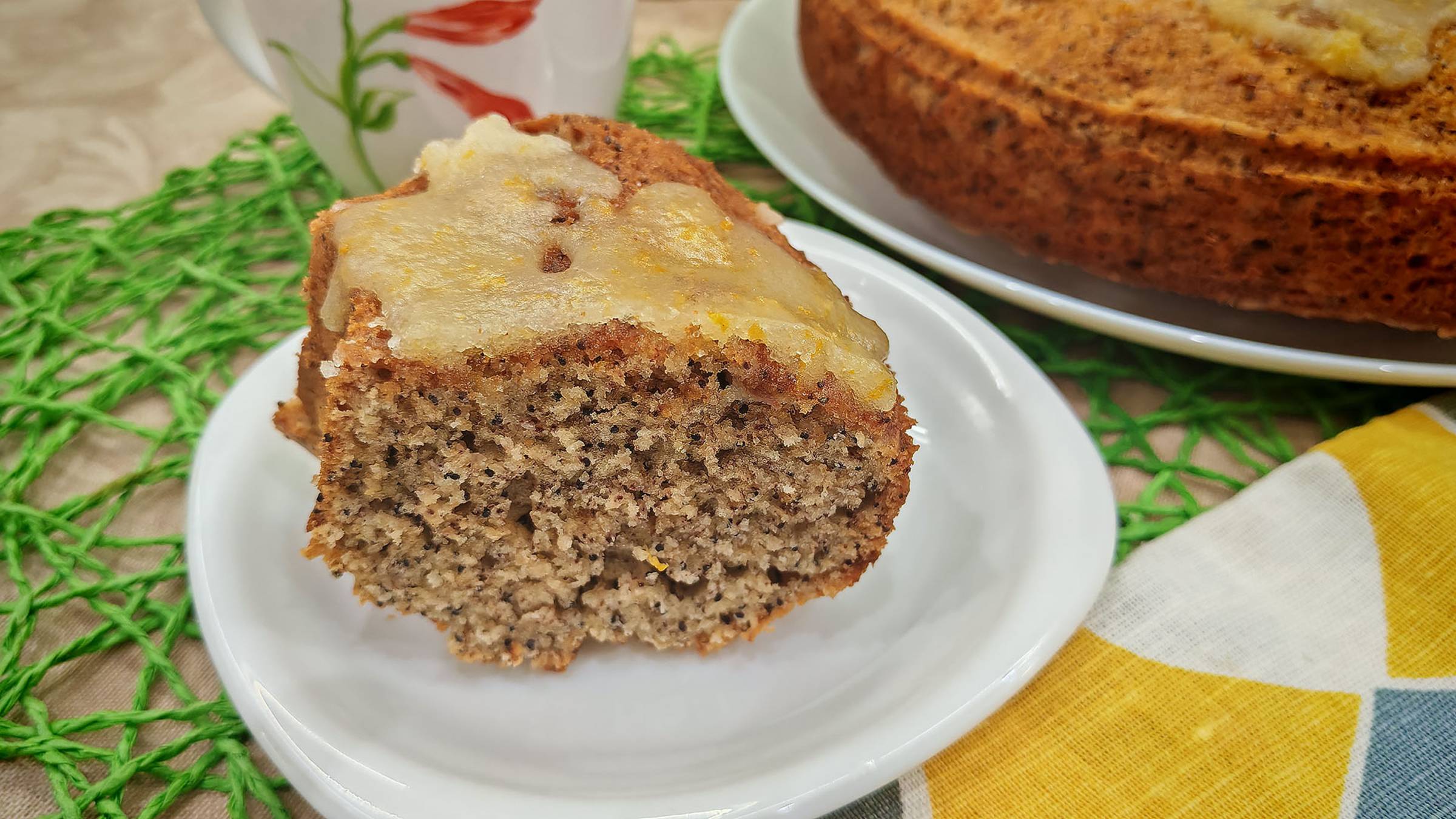 Банановый кекс с маком. Отличный рецепт кекса с лимонной глазурью.