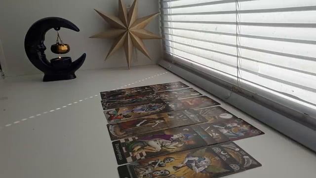 ЛЮБОВНЫЙ ТРЕУГОЛЬНИК 💯 ОТВЕТ У ТАРО 🧚🃏🔮